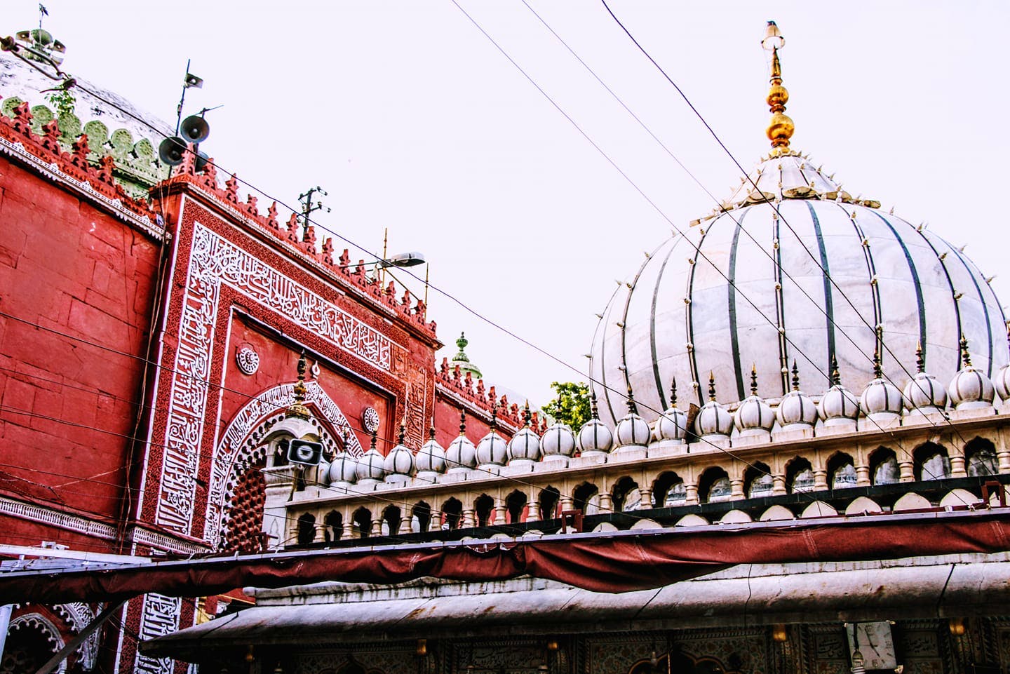 Take A Walking Tour In Nizammudin Dargah | LBB, Delhi