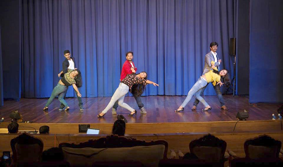 Fun And High-Energy Dance Classes in Kolkata l LBB, Kolkata