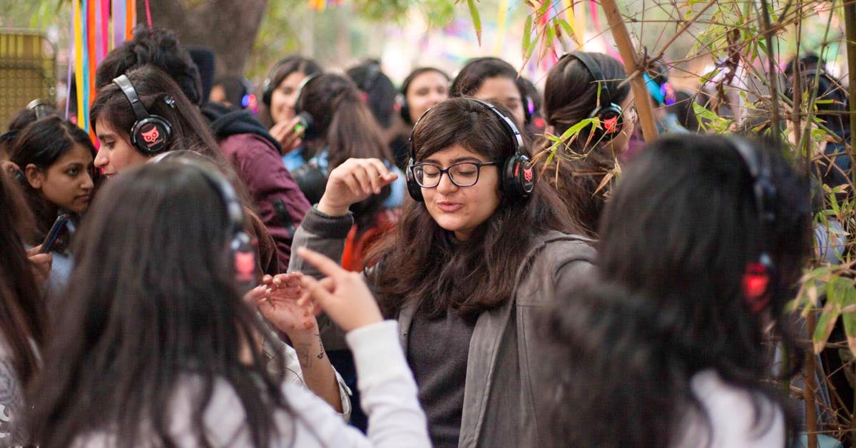 Attend India's First Silent Unplugged Session | LBB, Delhi