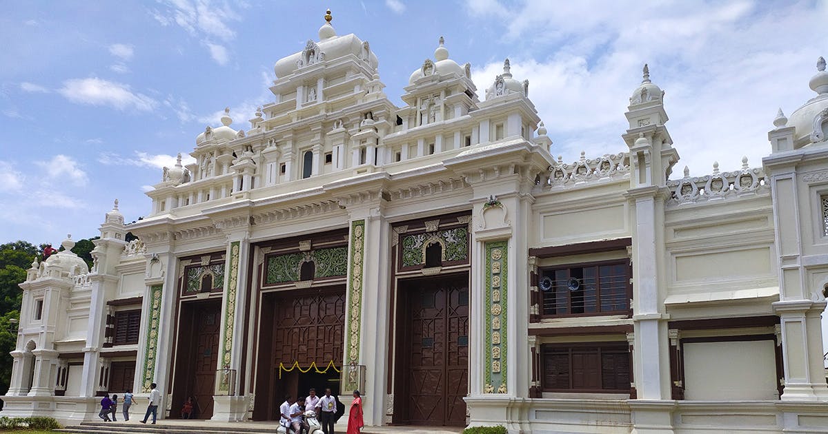 Art Gallery At The Jaganmohan Palace | LBB, Bangalore