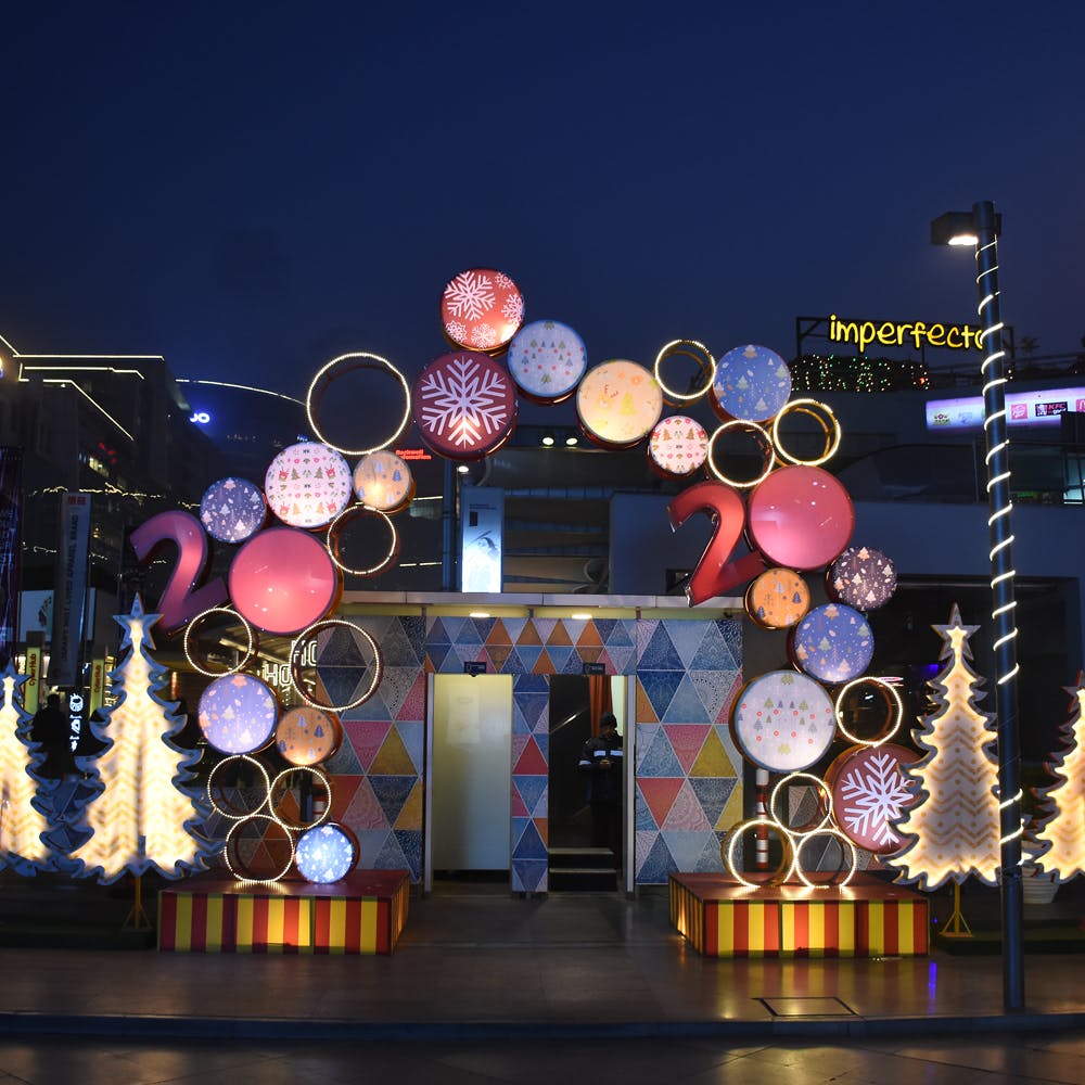Visit Cyberhub For New Years! | LBB, Delhi