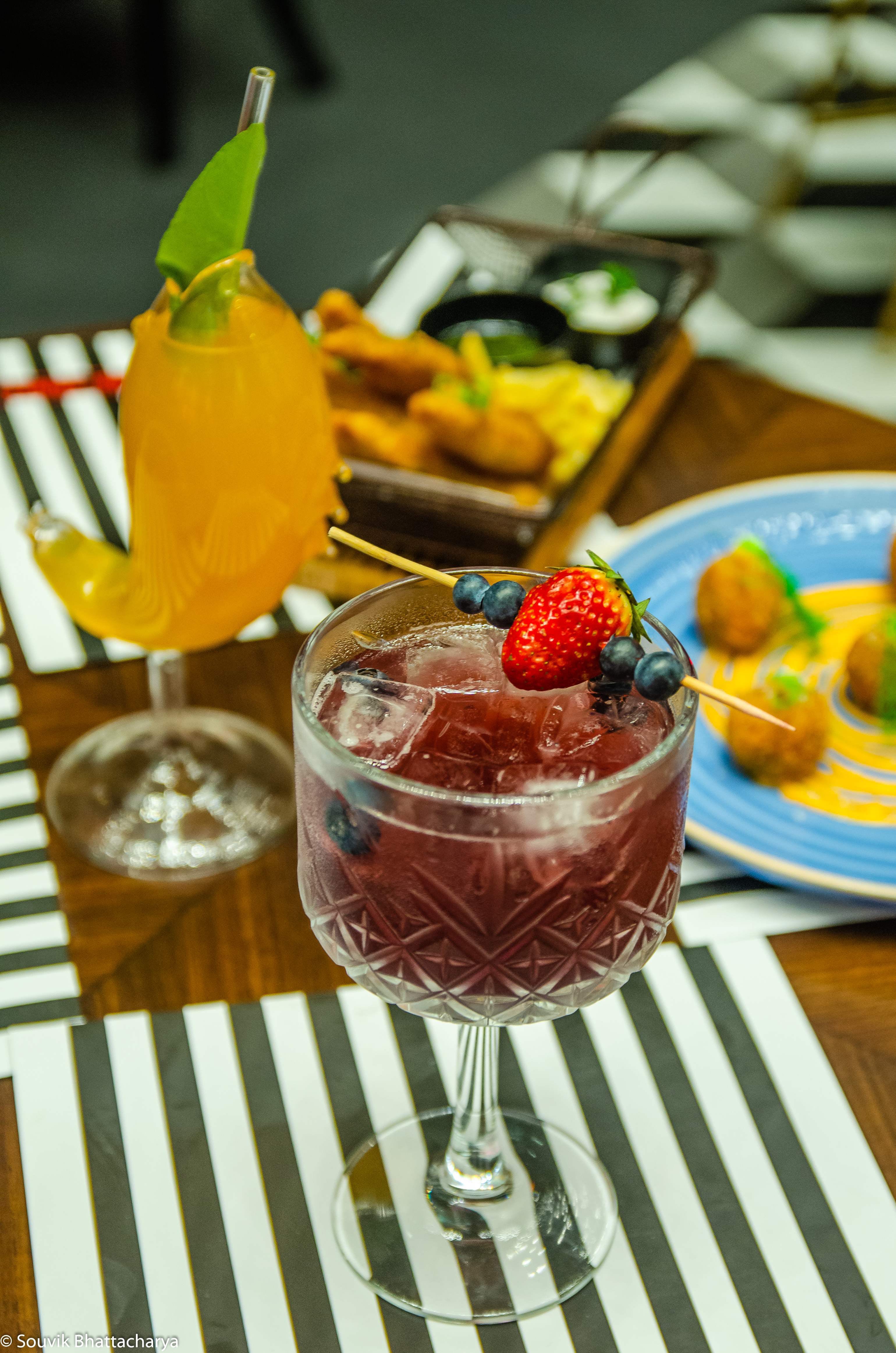 Why Is A Cocktail Actually Called A Cocktail? (part 1) – STARDUST DRINKS | atelier-yuwa.ciao.jp