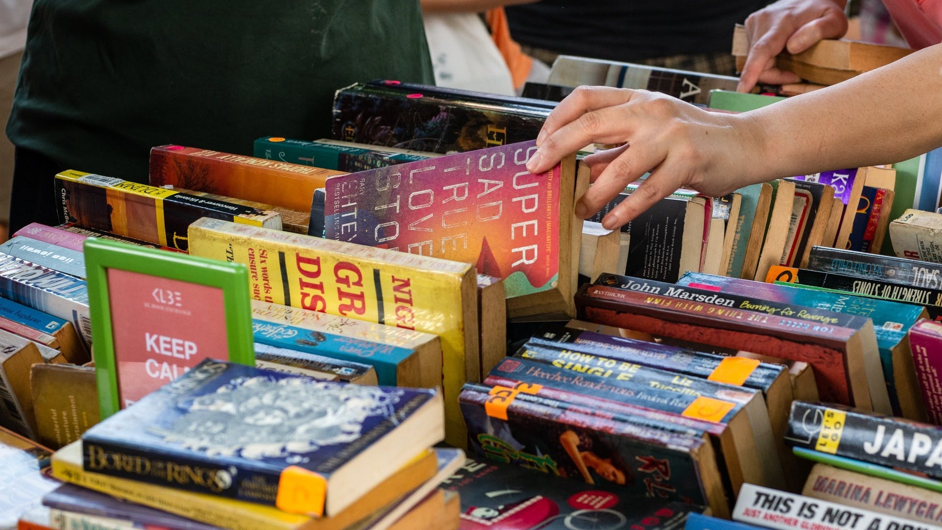 Book Exchange At Select CITYWALK