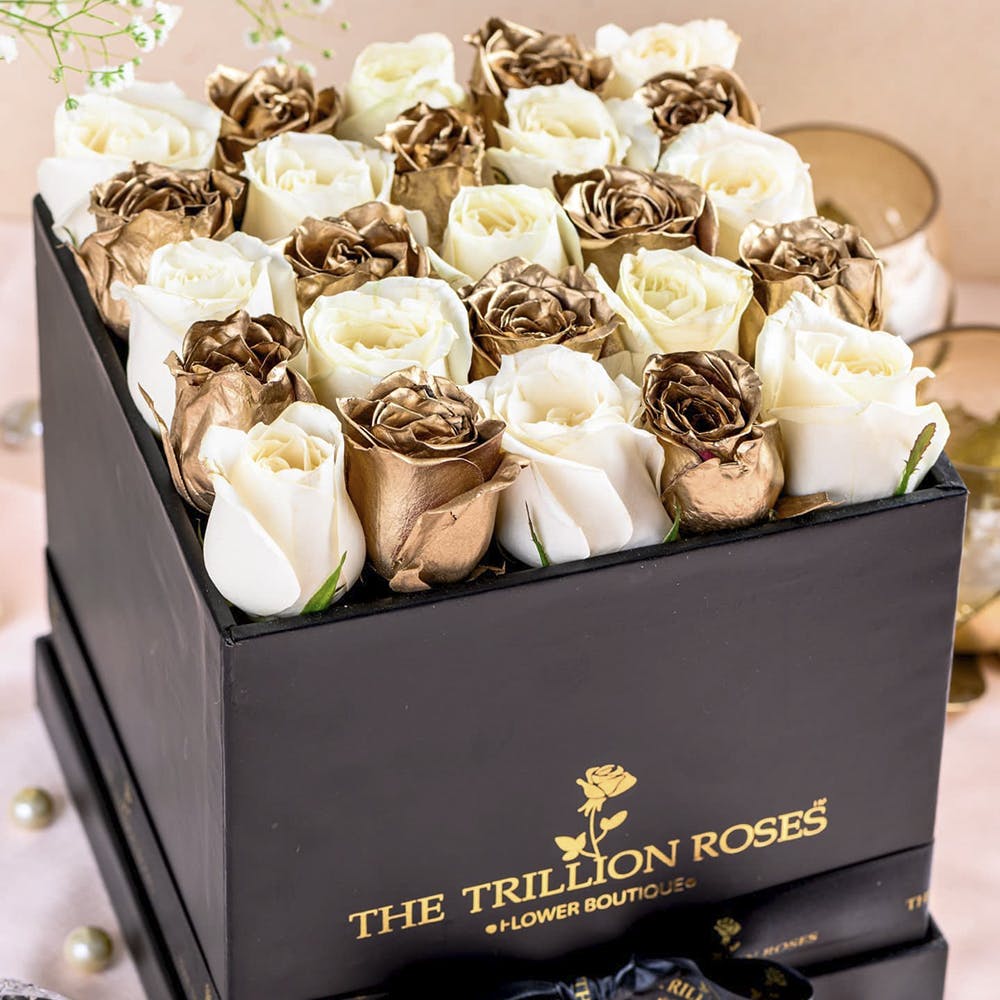 Gift Rose Boxes Online From The Trillion Roses | LBB