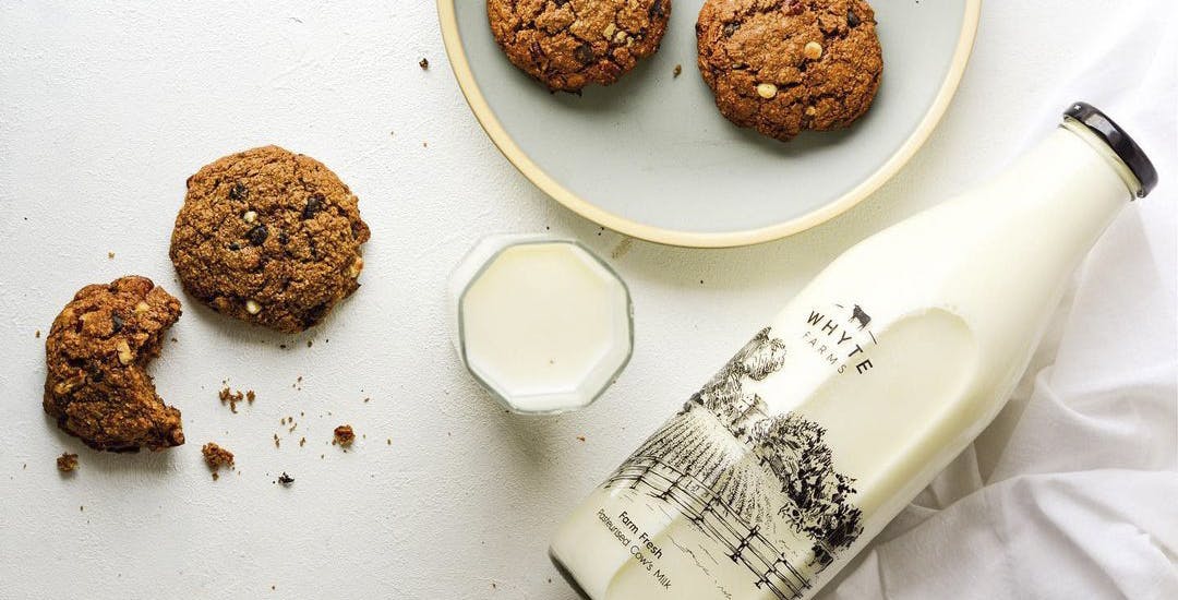 Order Organic Milk & Eggs From Whyte Farms | LBB