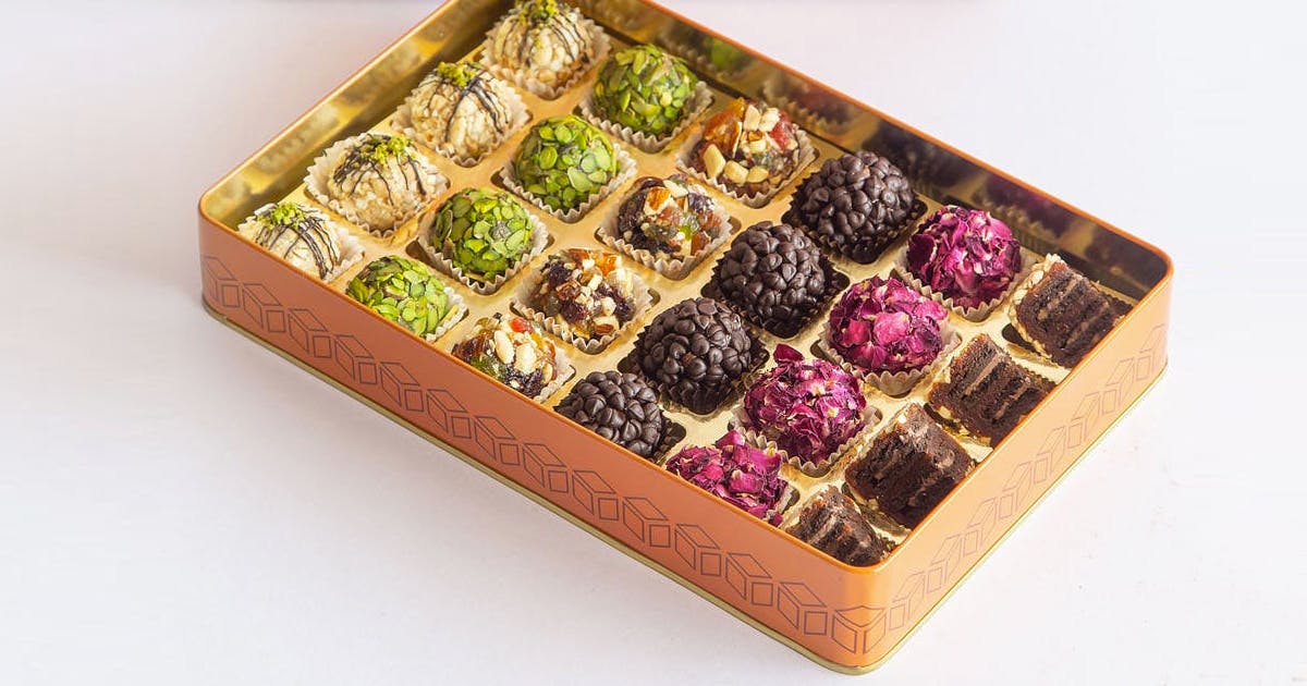Shop Assorted Indian Sweets Online At Kesar | LBB