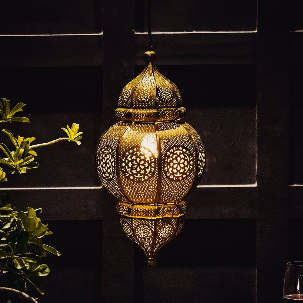 Table, Wall & Ceiling Lamps To Buy Online | LBB