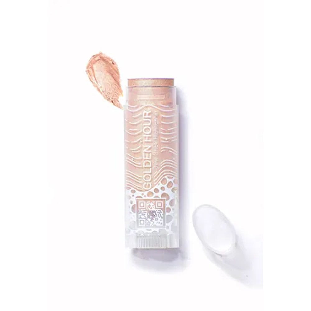 Shop 3 Products For Glowy Dewy Makeup Look Online | LBB