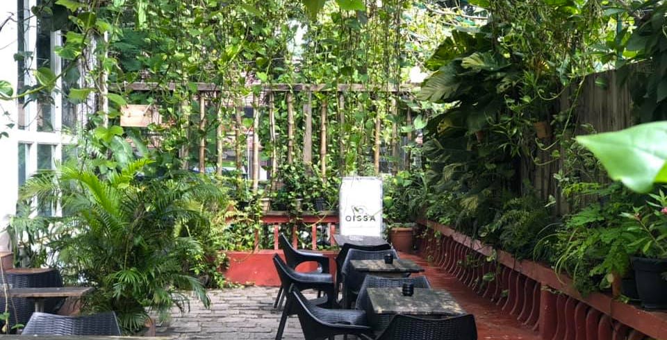 Visit Qissa Cafe In Fort Kochi For Coffee & Desserts | LBB