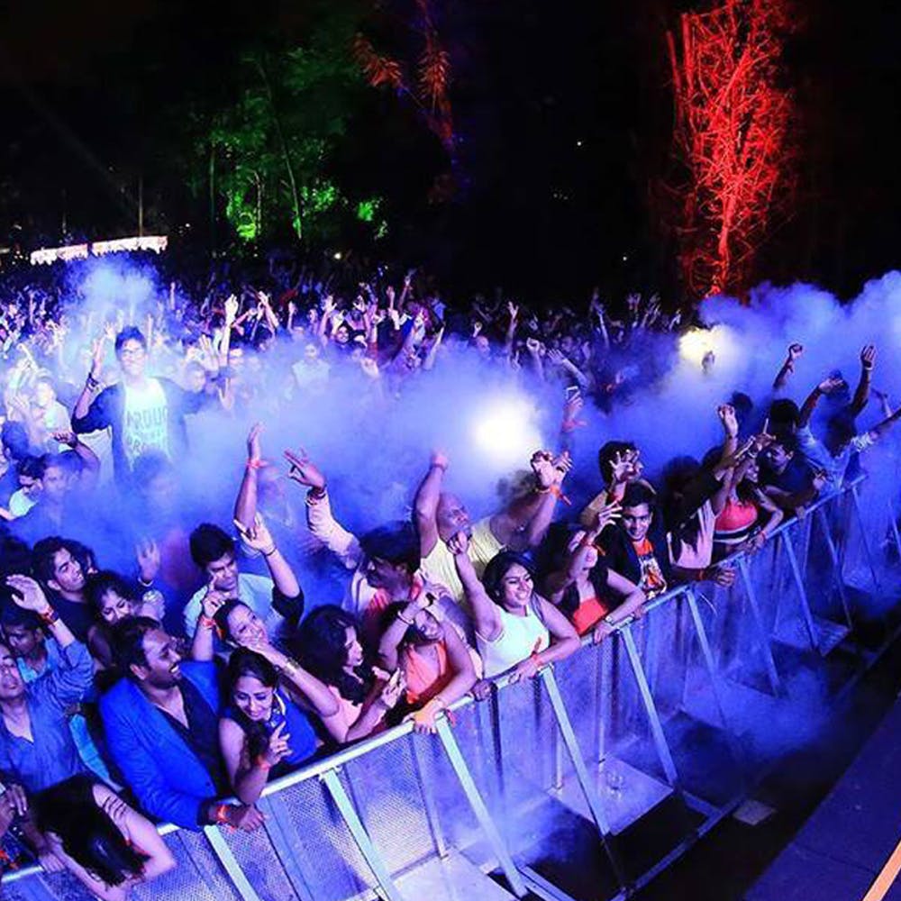 New Year Party With SteppinOut At Taj Land Ends | LBB