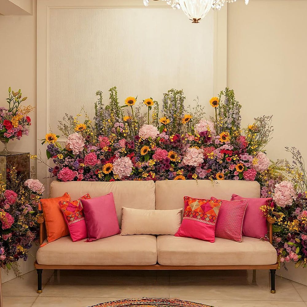 8 Best Home Flower Decorations Services To Book In Delhi | LBB Delhi
